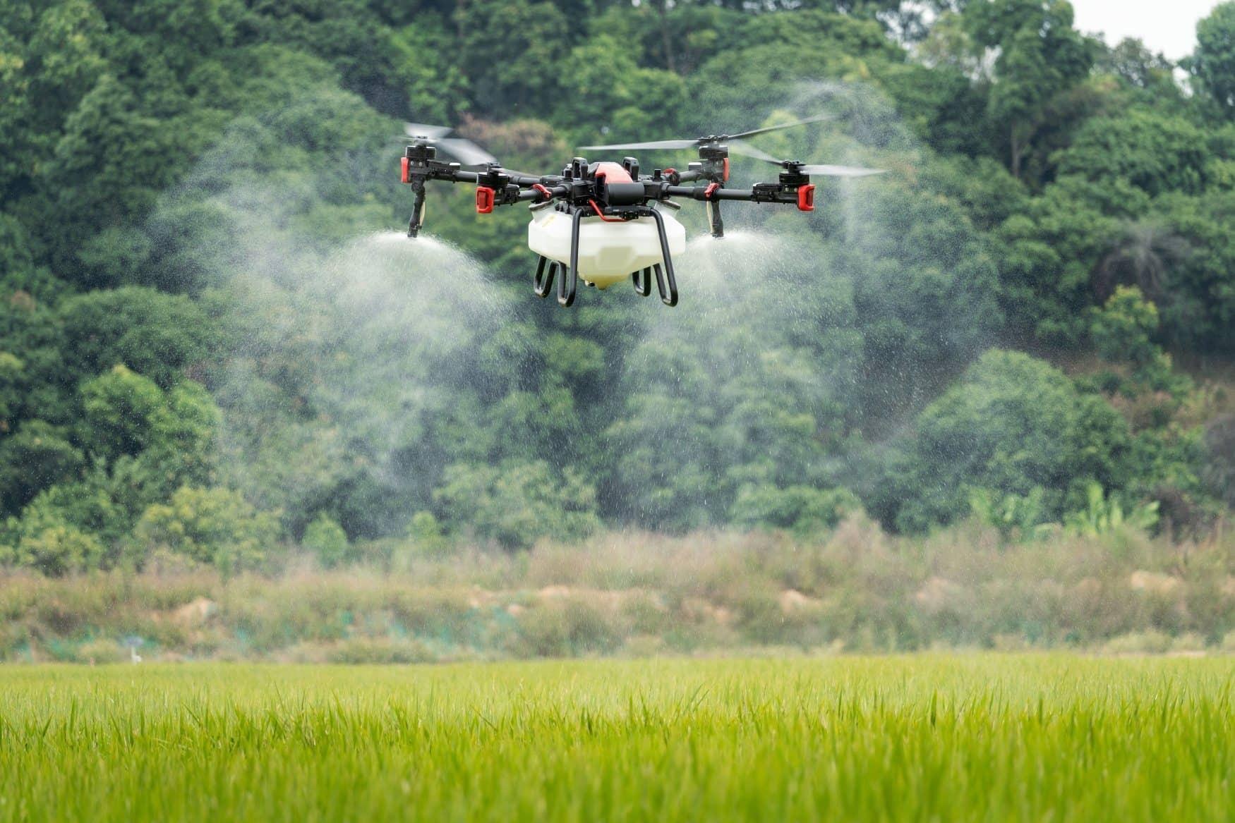 How to Choose Li-ion Batteries for Agricultural Spray Drones | Battery ...